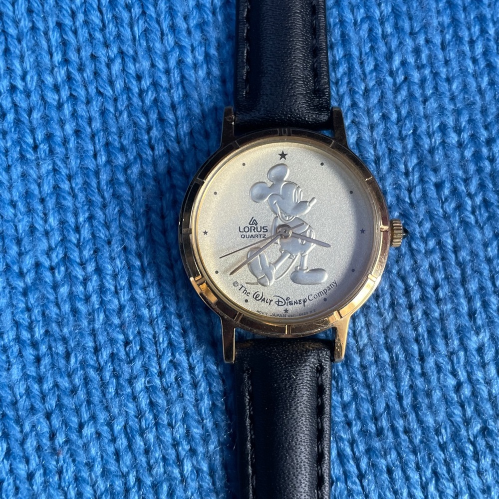 Vintage Lorus Disney Mickey Mouse Gold Face Watch - Gem